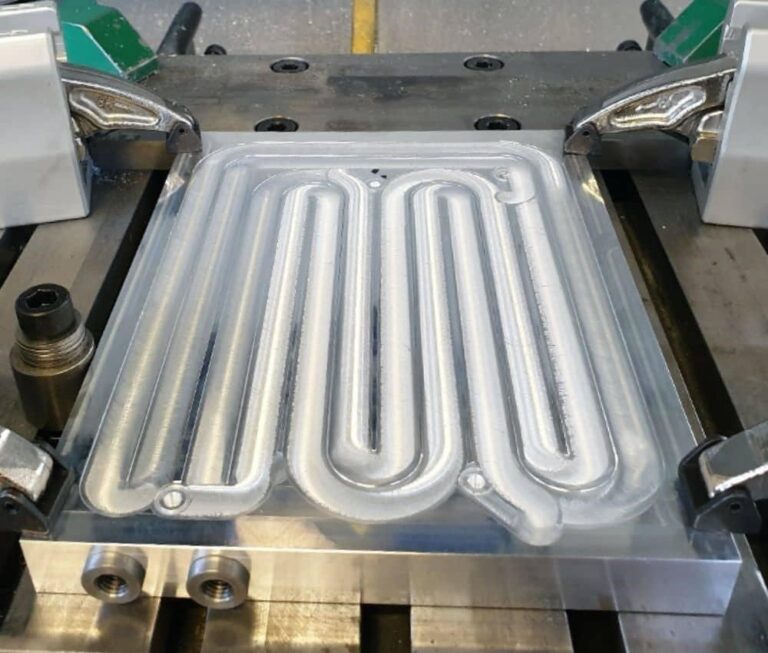 Liquid Cold Plate - The Ultimate Guide - Pioneer Thermal Heatsink ...